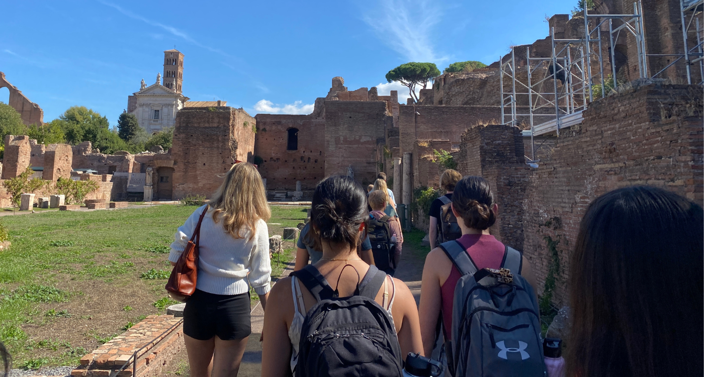 A Day in the Life: A Journey Through the Ancient Roman Culture and ...